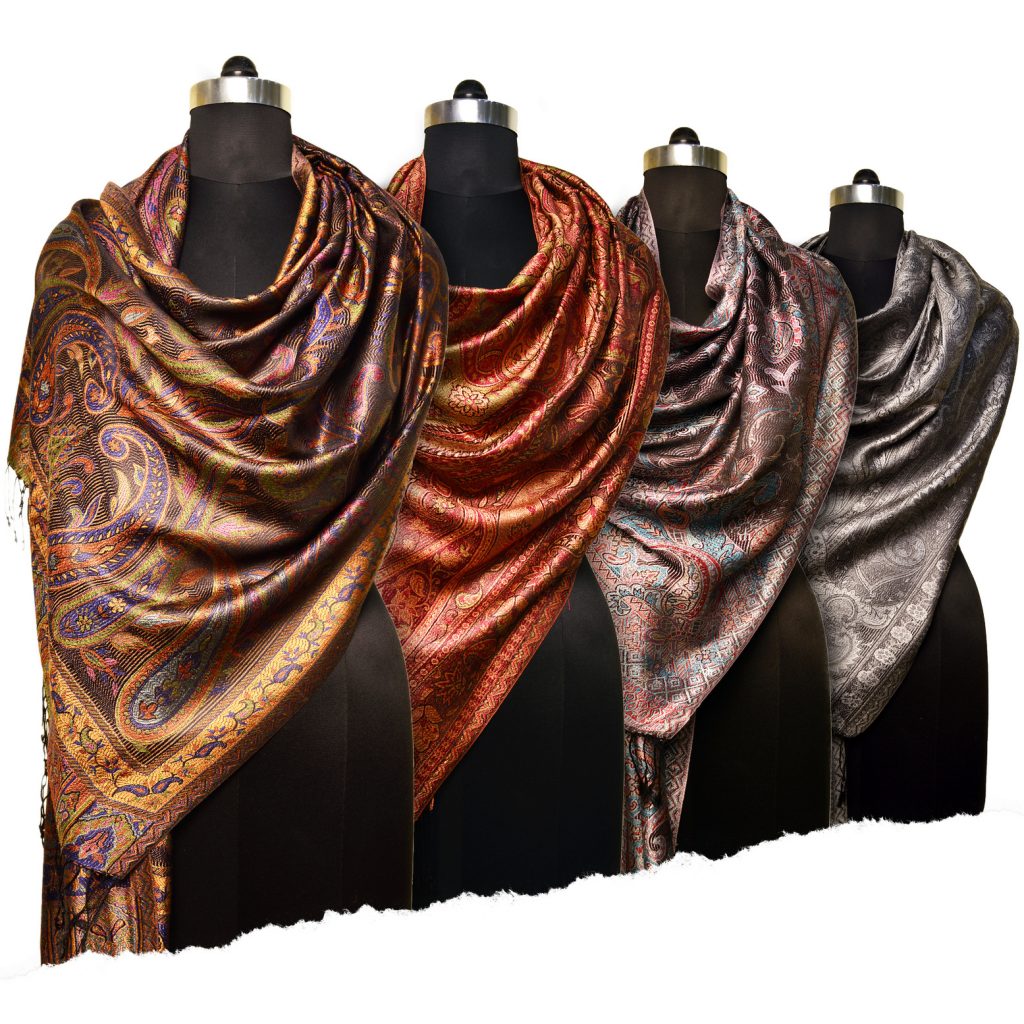 Stole, Shawl, Scarf, Wrap: What's The Difference Between Them?